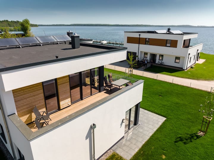 Hangar 19 Superior Apartment Mit Seeblick (H5w2) - Schwerin