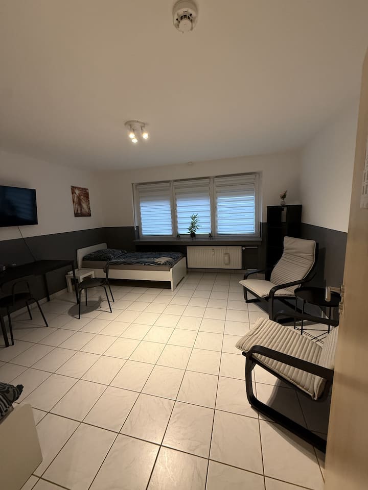 Schönes Apartment Am Wasserturm Mg33 - Mönchengladbach