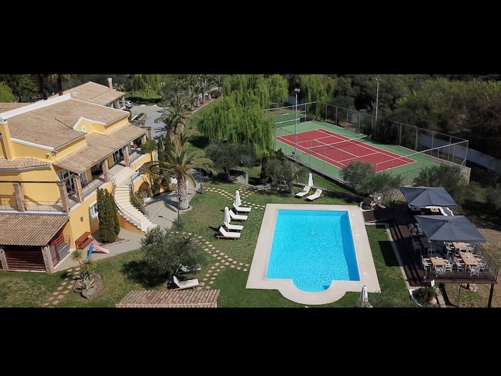 Beautiful 9-bed Villa In Gouvia With Tennis Court - Corfu