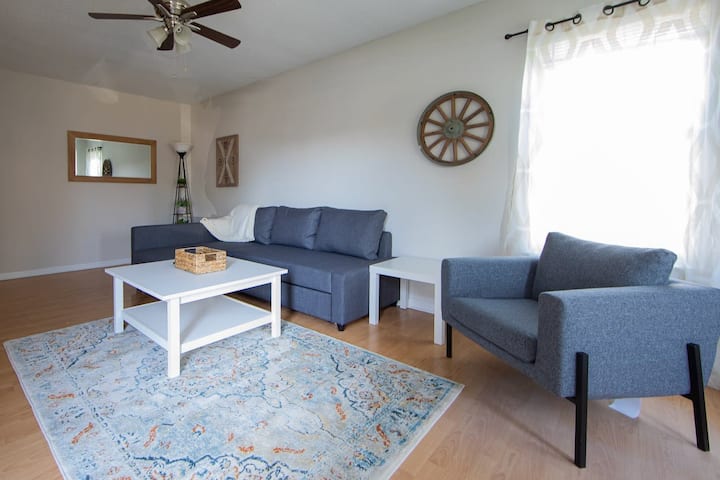 Sojourn | Virginia Beach | 2 Bedroom Townhouse - Virginia