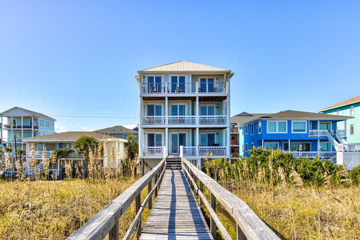 Ocean Overlook-oceanfront Duplex With Beach Access - Carolina Beach, NC