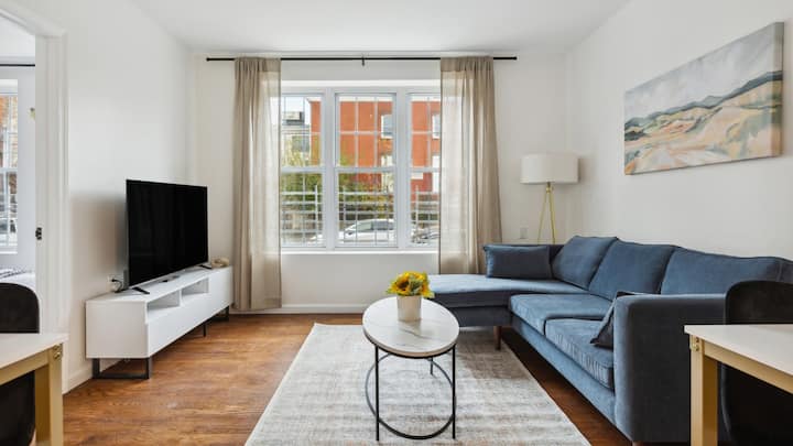 Stylish Ground Floor Near Nyc - Jersey City, NJ