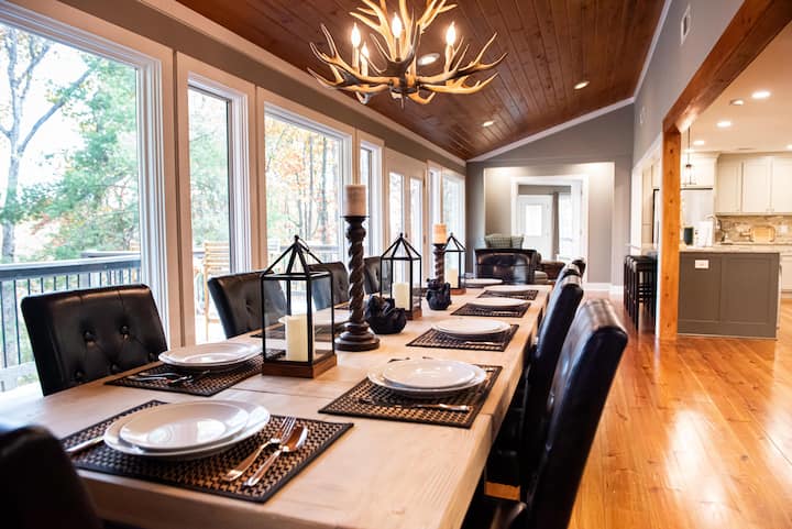 Three Chimney Lodge - Hot Tub, Game Room, Fire Pit - Dahlonega, GA