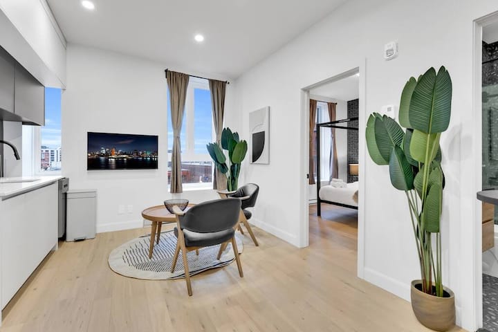 Quiet & Sunny 1 Bedroom, Aaa Location,  Sleep 2 - LaSalle