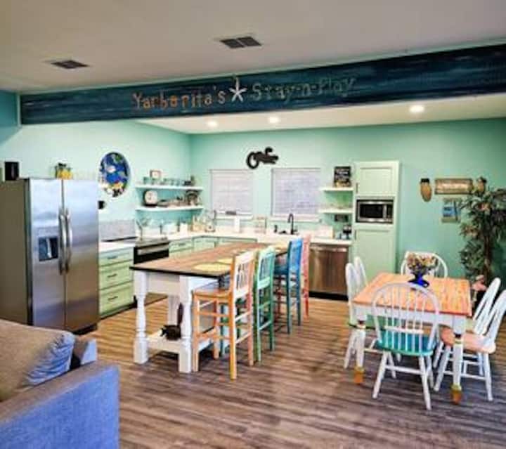 Sleeps Up To 12! | Waterfront | Walk To The Beach! - Rockport