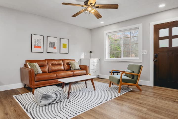Modern Bungalow - Close To Tc With Sauna! - Michigan