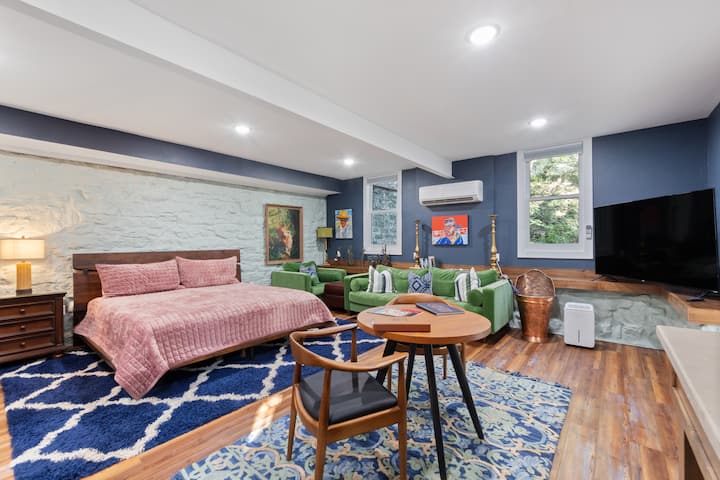 Leatherwood Loft-downtown Oasis - Eureka Springs, AR