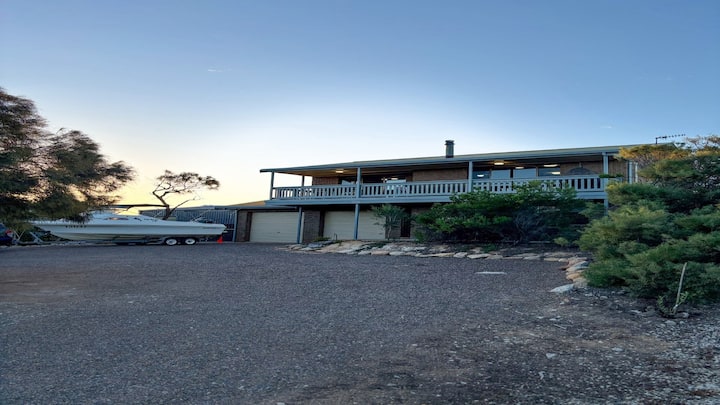 Bay Life - Relax, Unwind And Experience Coffin Bay - Coffin Bay