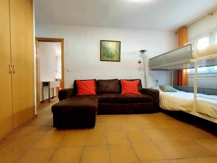 1 Bedroom In Arttyfal Building With Parking - Sierra Nevada