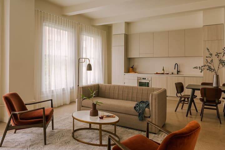 Sonder The Craftsman | 2br Apartment W/ City View - Los Angeles, CA