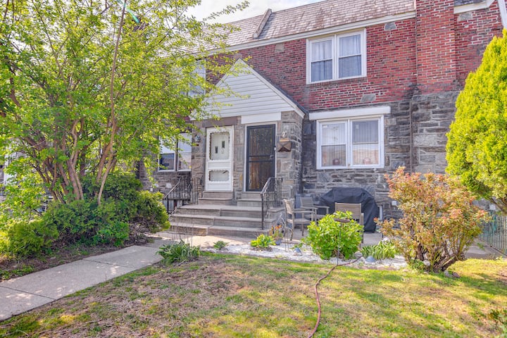 Quaint Lansdowne Getaway Near Downtown Philly! - Upper Darby, PA