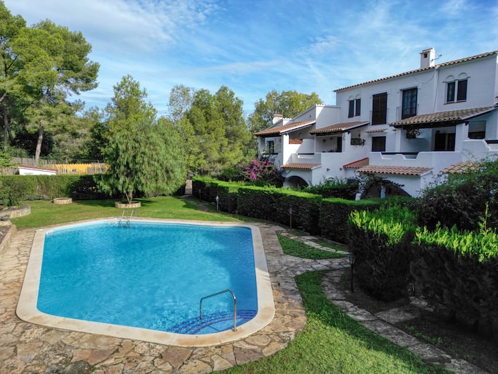 Trebol: Appartement à L'escala Avec Piscine Commun - L'Escala