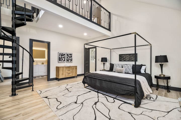 The Dayton Dream House - Cincinnati, OH