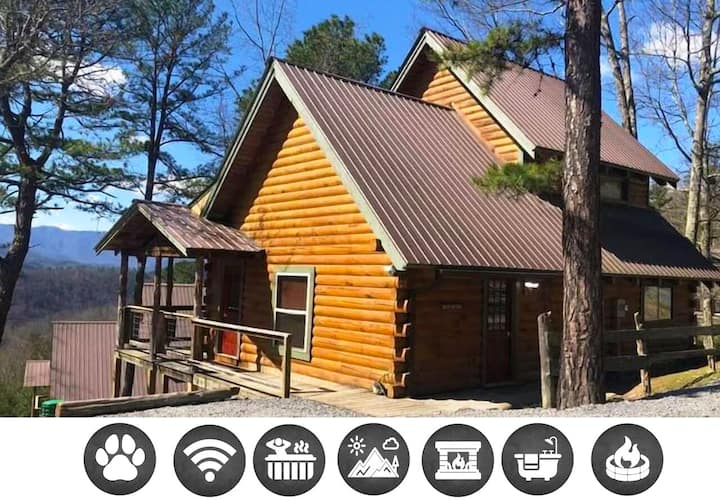 Chelle's Sanctuary: Pet Friendly & Free Tickets - Townsend, TN