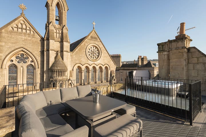 St Paul's House - Roof Terrace + Hot Tub - Bath