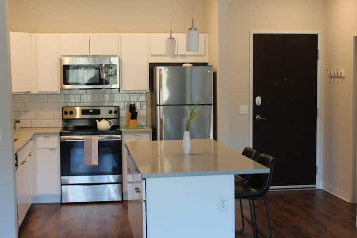 4 Mi To Jack Trice + Hot Tub + Gym Access - Ames, IA