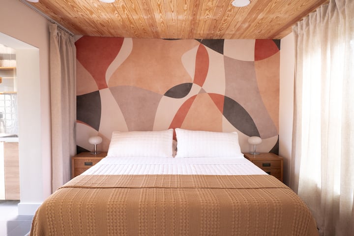 Jasmine Studio - Sunny Apartment With Cafe - St. Augustine, FL