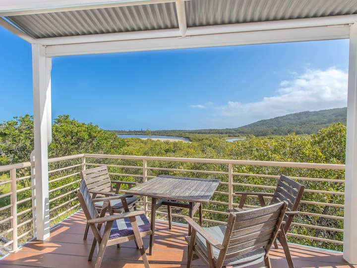 Balcony Overlooking Creek - 2 Bed Apt - U21 - Hastings Point