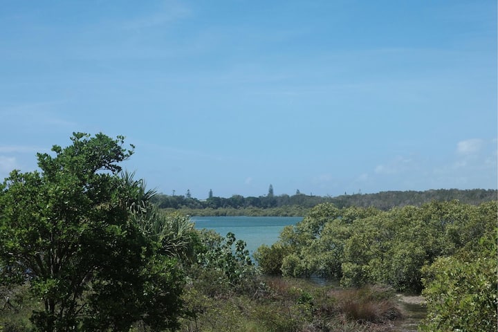 Ground Floor Estuary View - 2 Bed Apt - U8 - Pottsville