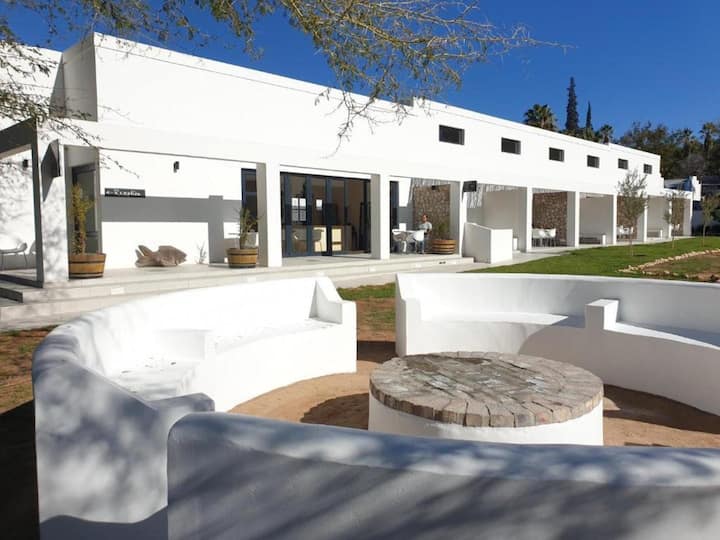 Karoo Retreat Gastehuis - Luxury Villas - Oudtshoorn