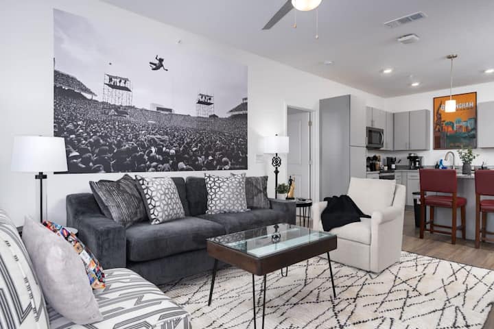 Luxury 2 Br Getaway Near Oak Mountain Park - Hoover, AL