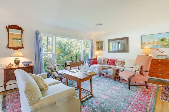 Walk To Beach & Main St Hyannis: Cape Cod Home! - Barnstable, MA