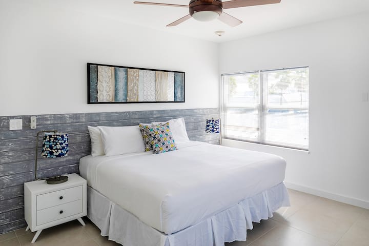 Carpe Diem 2 Br Condo - Turks and Caicos Islands