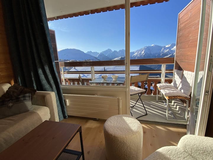 Large Studio Bathed In Light For 4 Right In The Ce - L'Alpe d'Huez