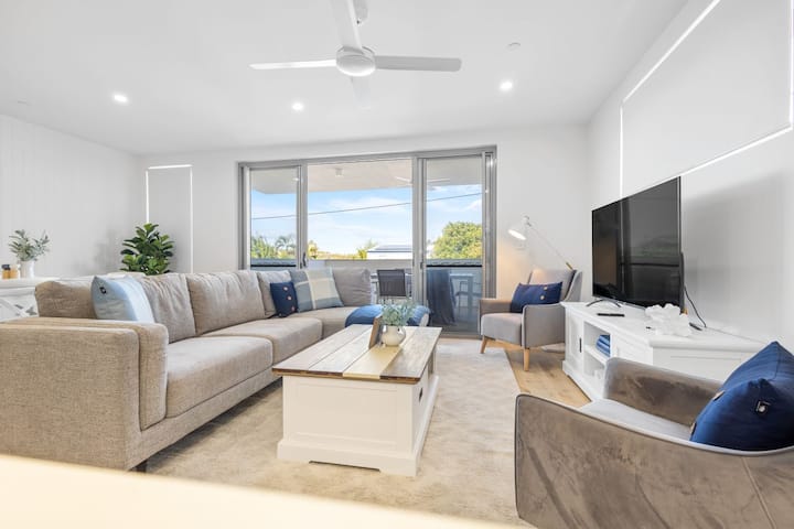 Luxury Coolum Apt Stroll To Beach , Shops & Cafes - Coolum Beach