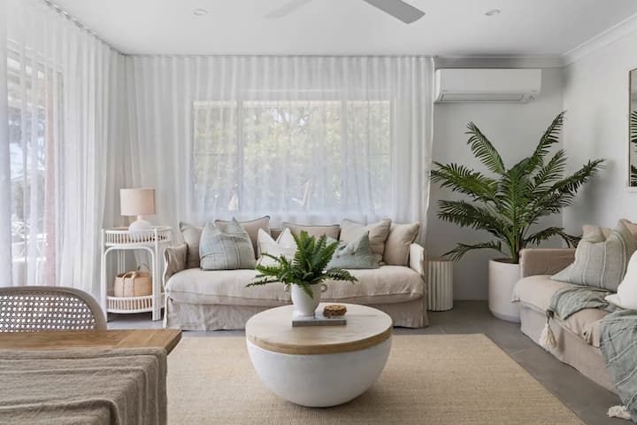 Coastal Shoal Bay Hideaway For Two - Shoal Bay