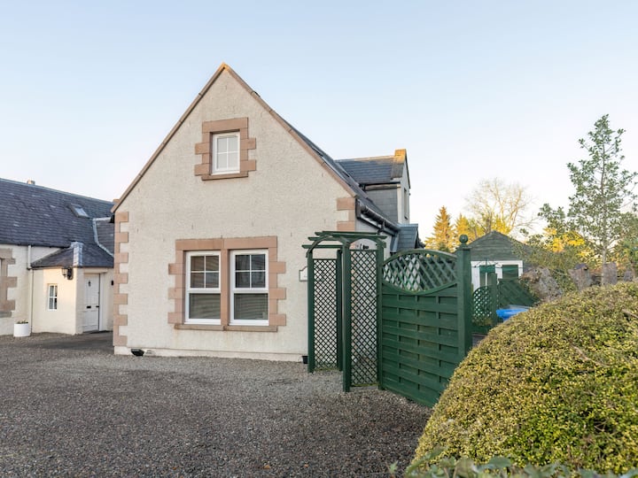 Lodge Road By Interhome - Inverness