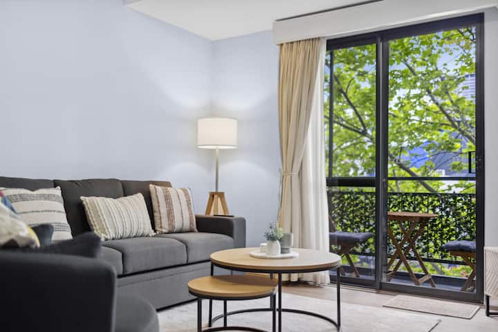 Exclusive Northbridge Apt W Wi-fi  Pool - Subiaco