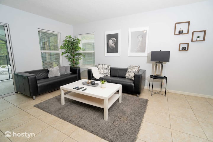 Beautiful Vacation Home Near Disney - Kissimmee, FL