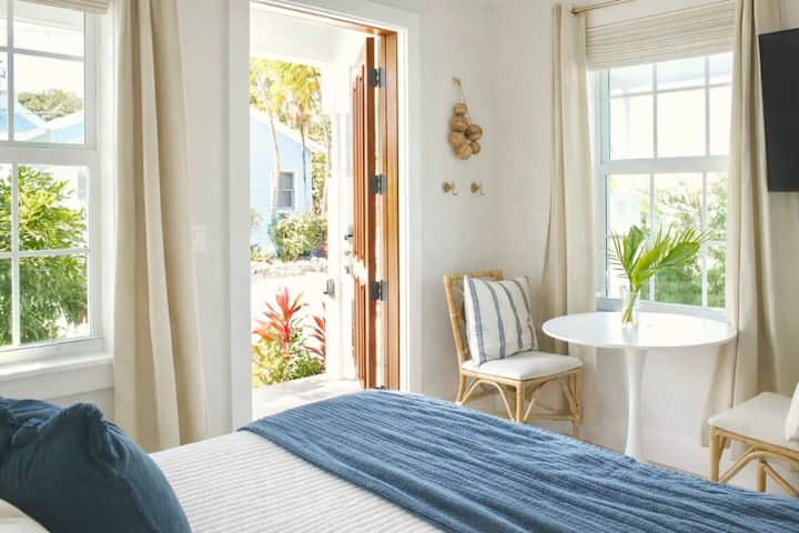 Key West Lighthouse Suite - Key West, FL