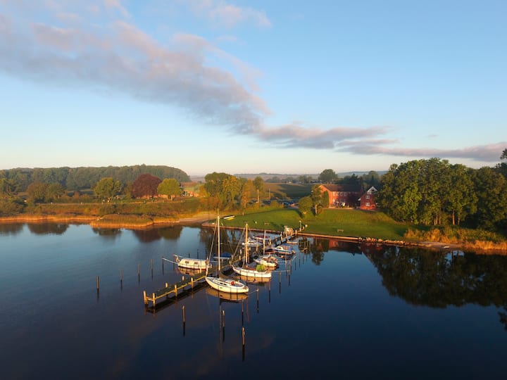 Ferienwohnung/app. Für 4 Gäste Mit 46m² In Rabenkirchen-faulück (23765) - Ostsee