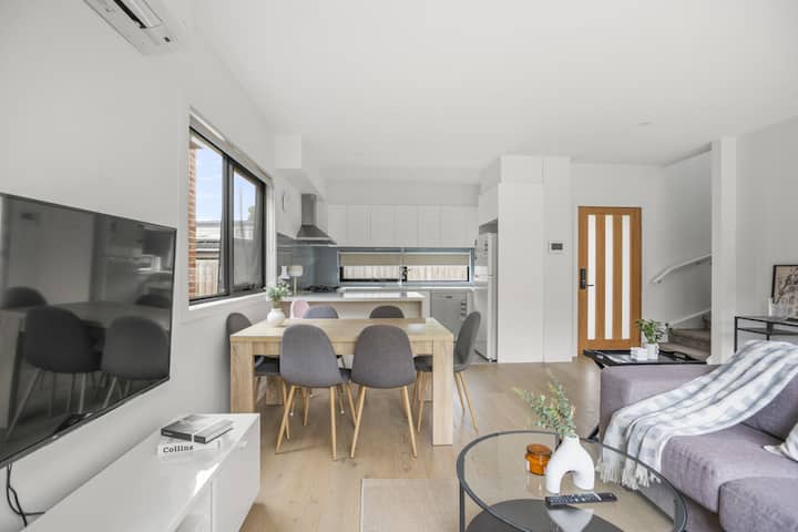 Stayau Modern Family Gateway 4br Wifi - Mitcham