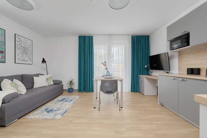 Rogowska 129a | Spacious Studio | Balcony - Wrocław