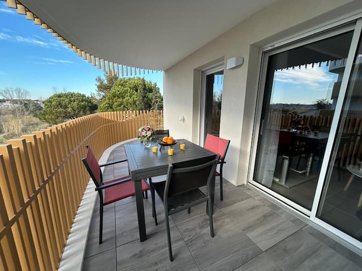 Appartement Dans Une Résidence Avec Piscine Et Par - Sérignan