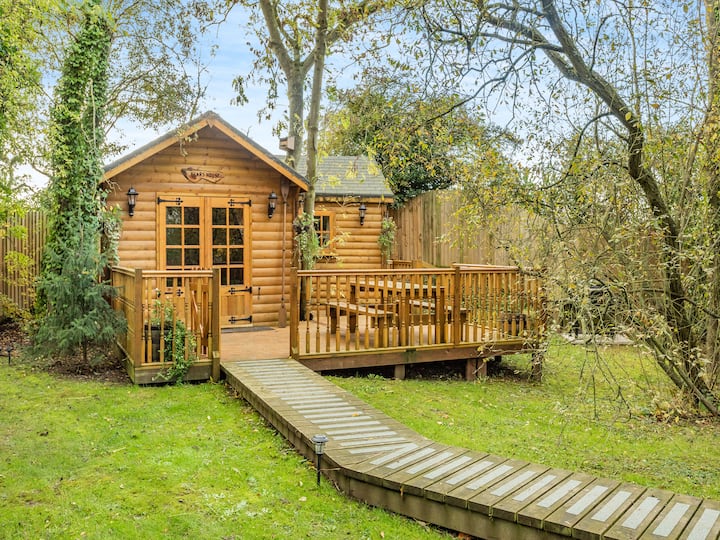 Bear House- Uk45704 - 뉴마켓