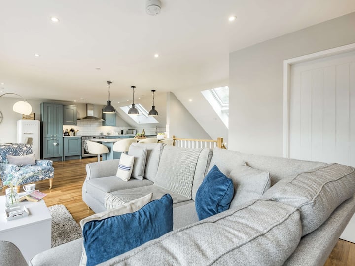 3 Bed In Aberdovey (86932) - Aberdovey