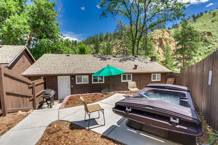 Pine Cabin-hot Tub~river Access! Fire Pit! - Lyons, CO