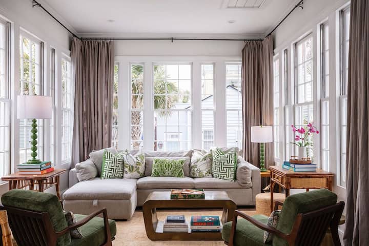 Casa Zoë | Elegant 3br Retreat Near King Street - Charleston, SC