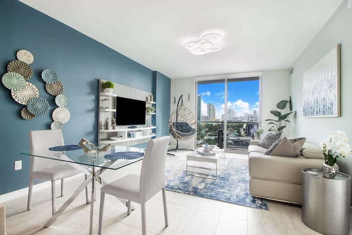 Beautiful & Stylish 1 Bdrm Condo, Design District - South Beach, FL