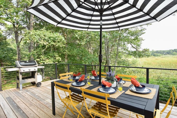 Eclectic Wellfleet Style Home Near Lt. Island! - Wellfleet, MA