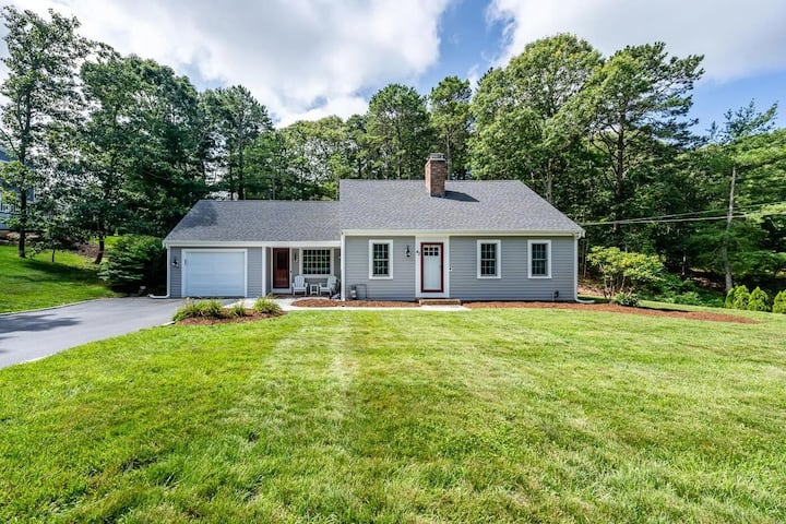Peaceful Yarmouth Home With Thoughtful Touches! - Yarmouth Port, MA