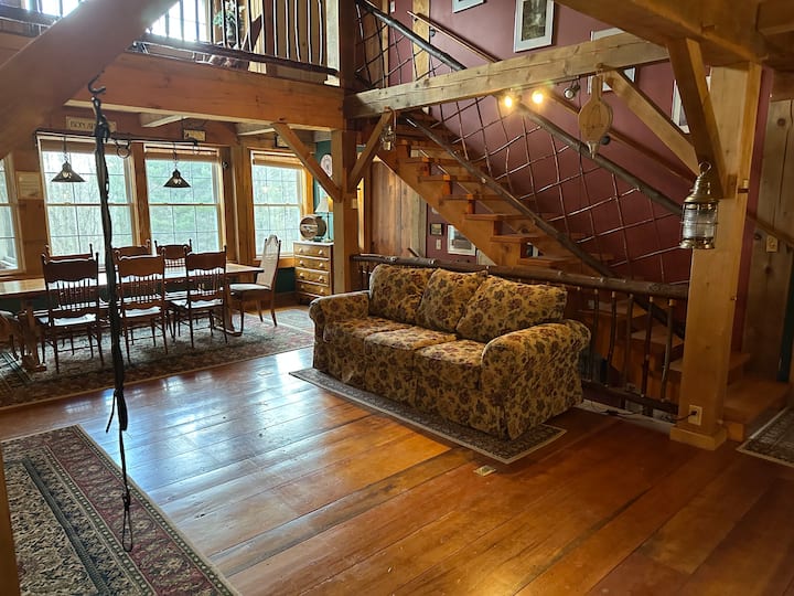 The Hayloft At The Yellow Barn Estate - Dryden, NY