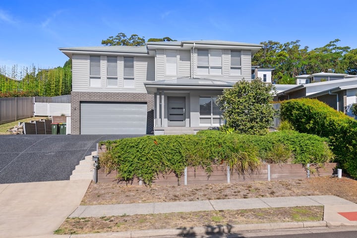 Giuseppina 3 Ebb Tide Way Corlette - Port Stephens