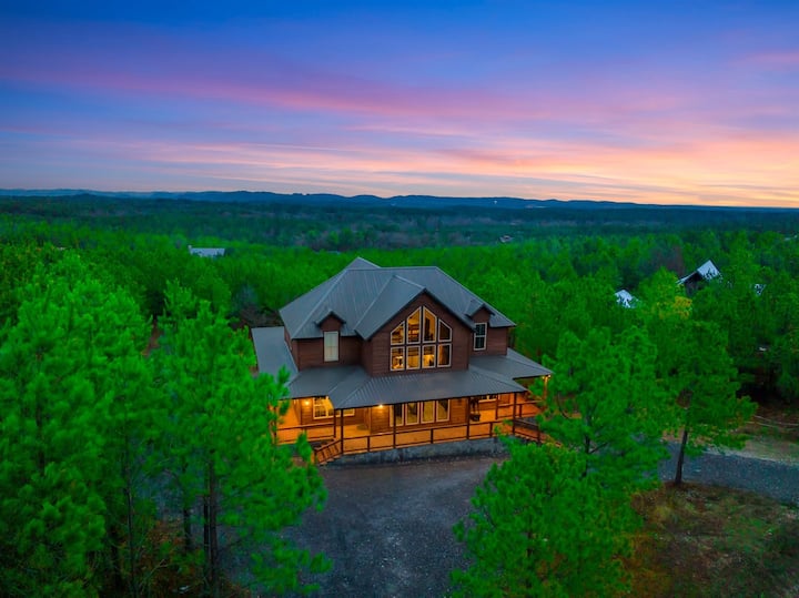 Best Views In Hochatown + Pool Table + 4 King Bdrm - Hochatown, OK
