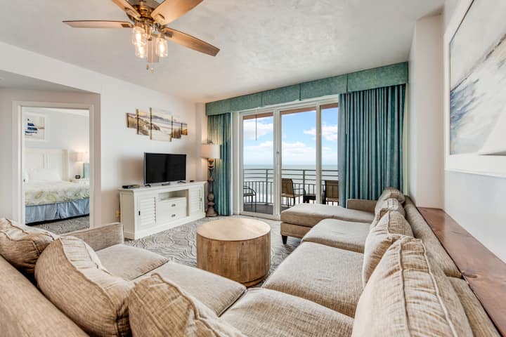 Newly Renovated Oceanfront Oasis: 3 Br 11th Floor - Daytona Beach, FL