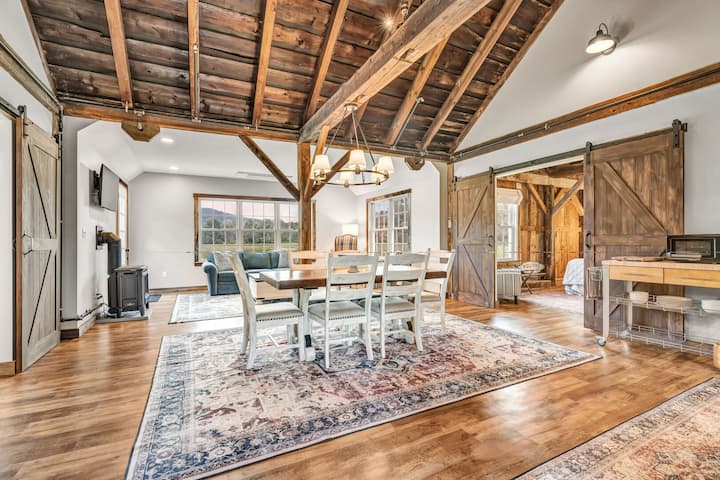 Converted Carriage Barn | The Carriage House Unit2 - Quechee, VT